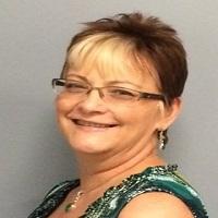 Stacey Comeau's Instagram, Twitter & Facebook on IDCrawl